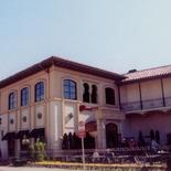 The Cheesecake Factory Dress Code